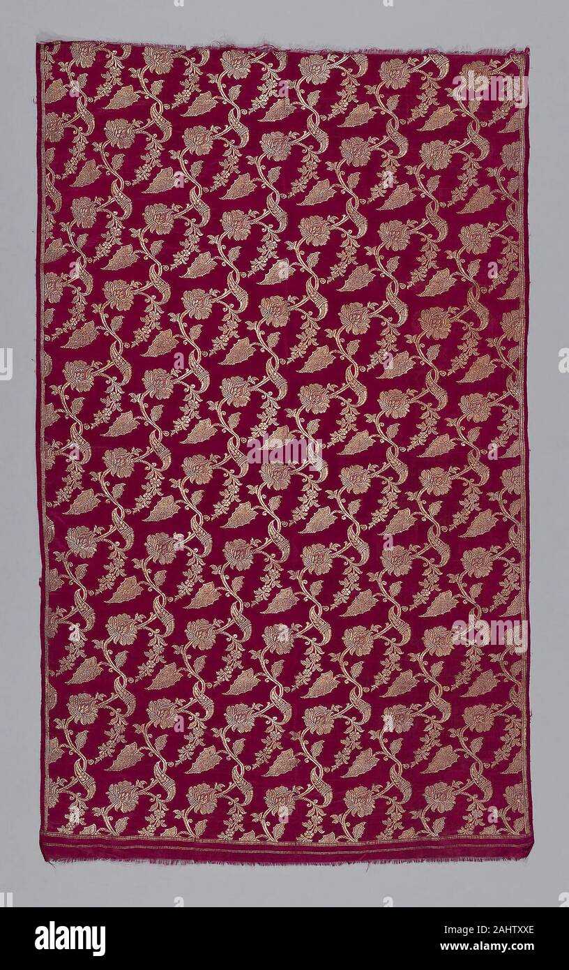 Panel. 1801–1900. India. Silk, floral and vine pattern in gold on ...