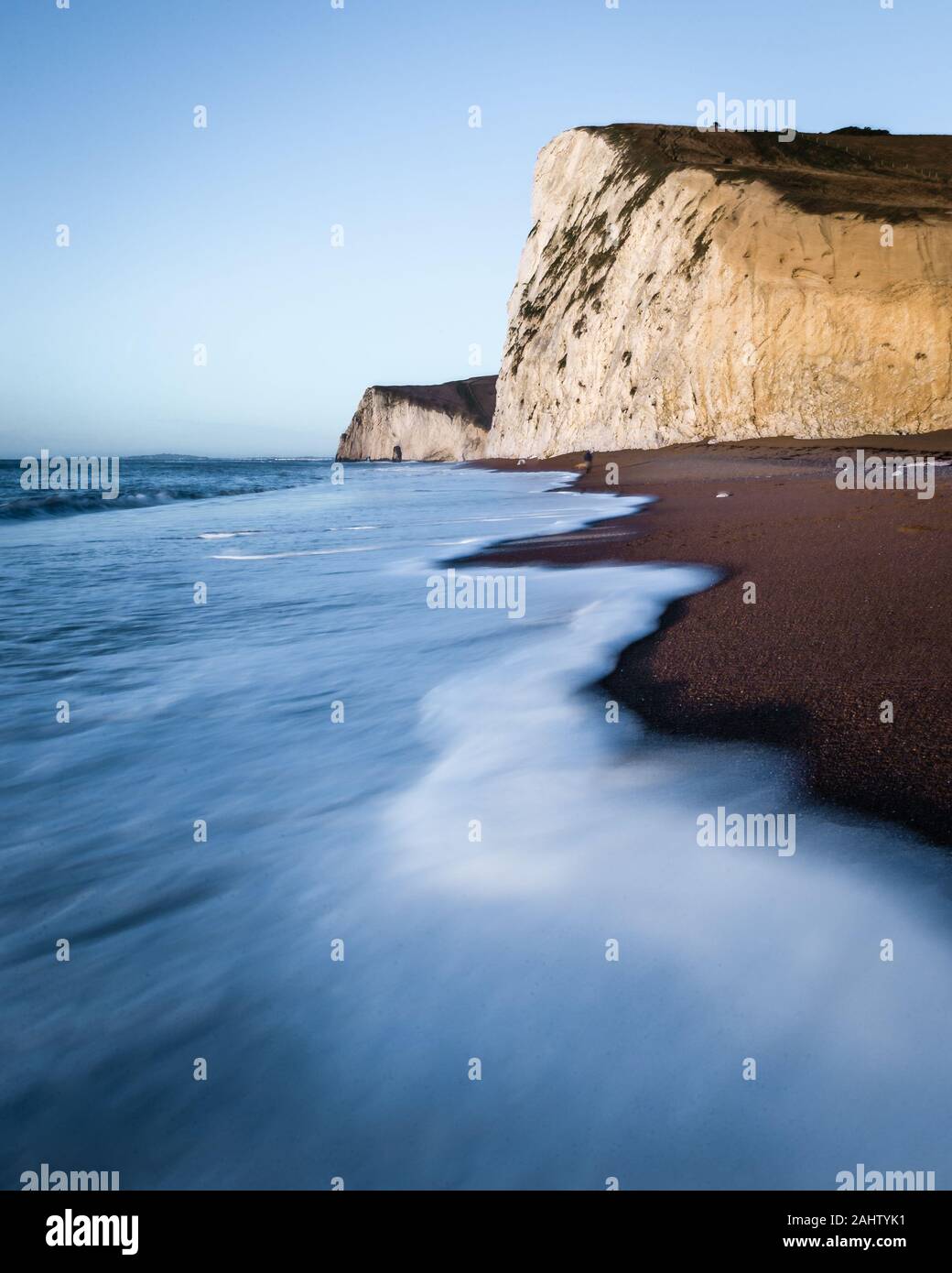 White cliffs of Dorset coast in England Stock Photo - Alamy