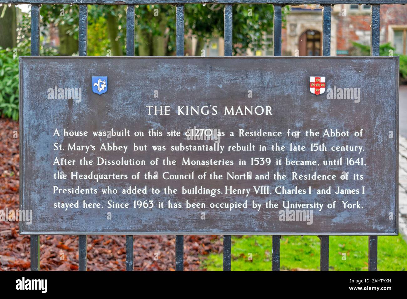 Kings manor hi-res stock photography and images - Alamy