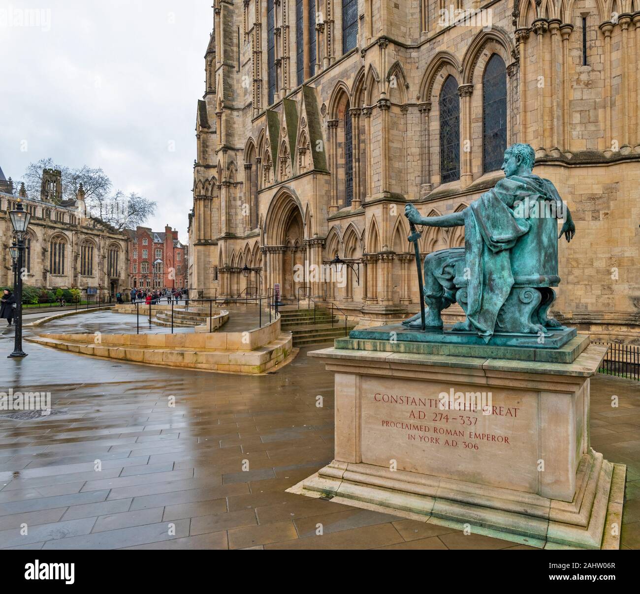 YORK ENGLAND STATUE OF ROMAN EMPEROR CONSTANTINE THE GREAT OUTSIDE THE ...