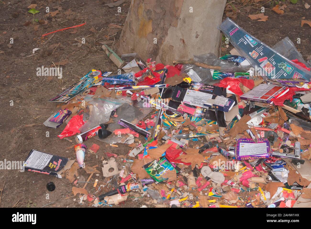Remains of fireworks, garbage, garbage after the New Year, Berlin ...