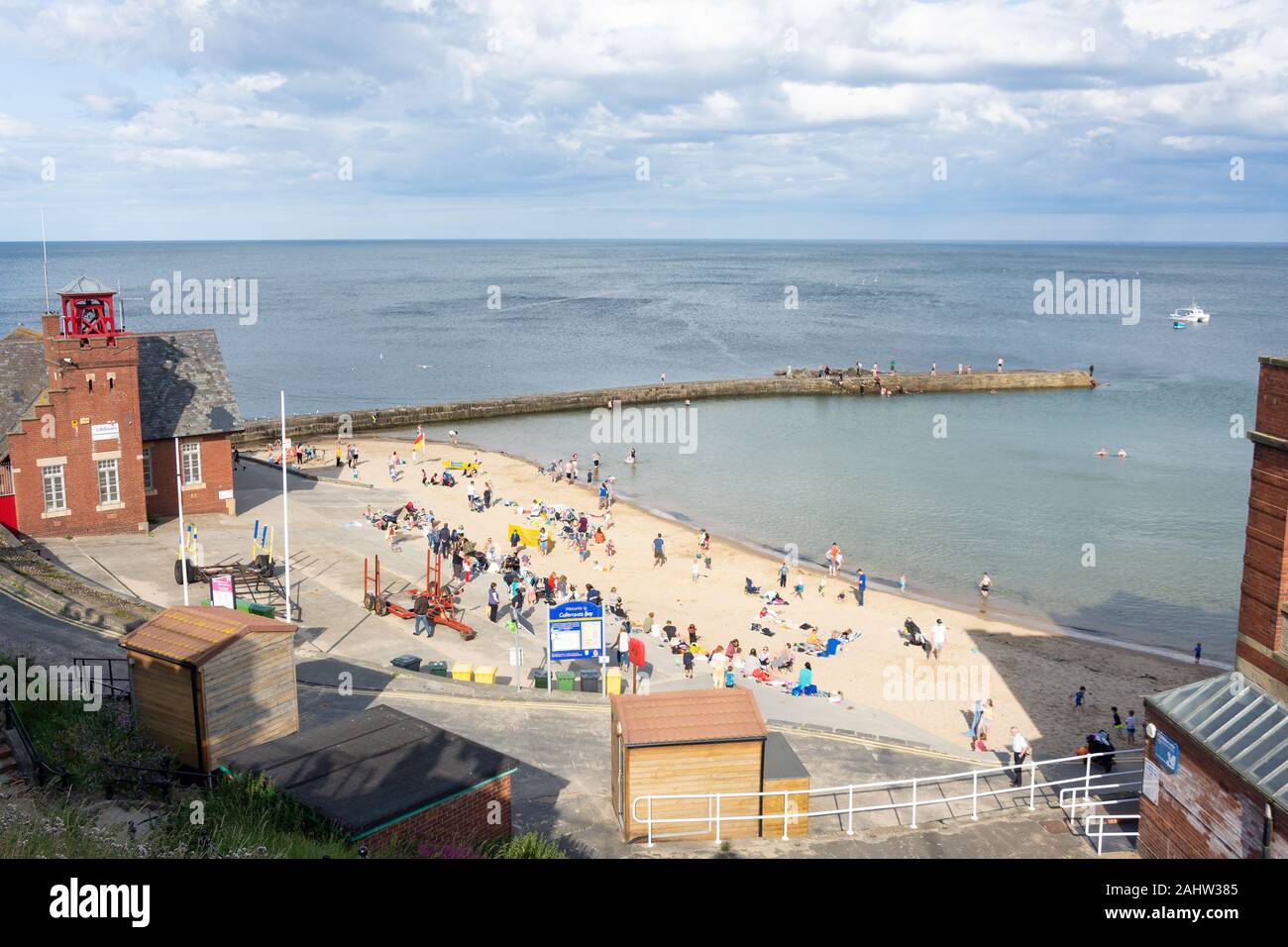 Cullercoats hi-res stock photography and images - Alamy