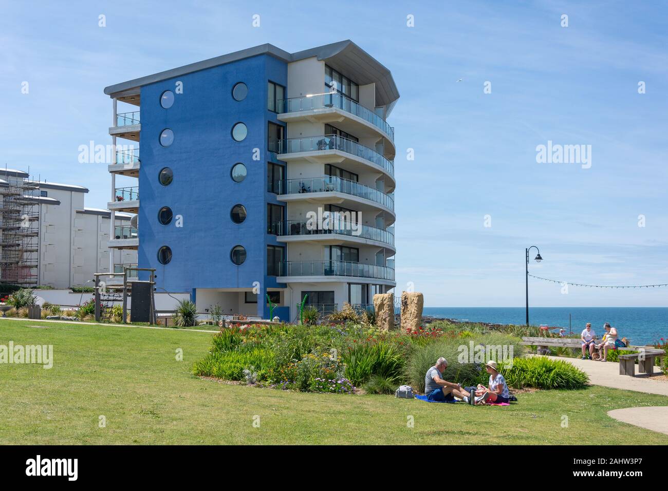 Beachfront promenade, Westward Ho!, Devon, England, United Kingdom ...