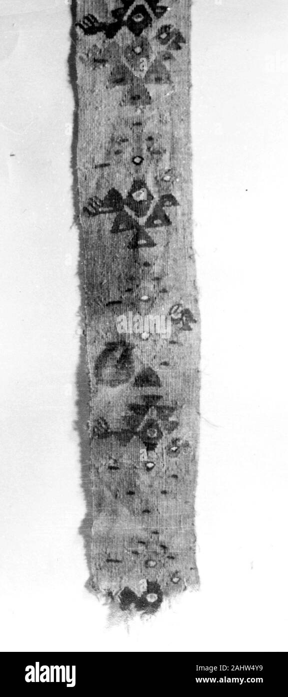 Tapestry band fragment hi-res stock photography and images - Alamy