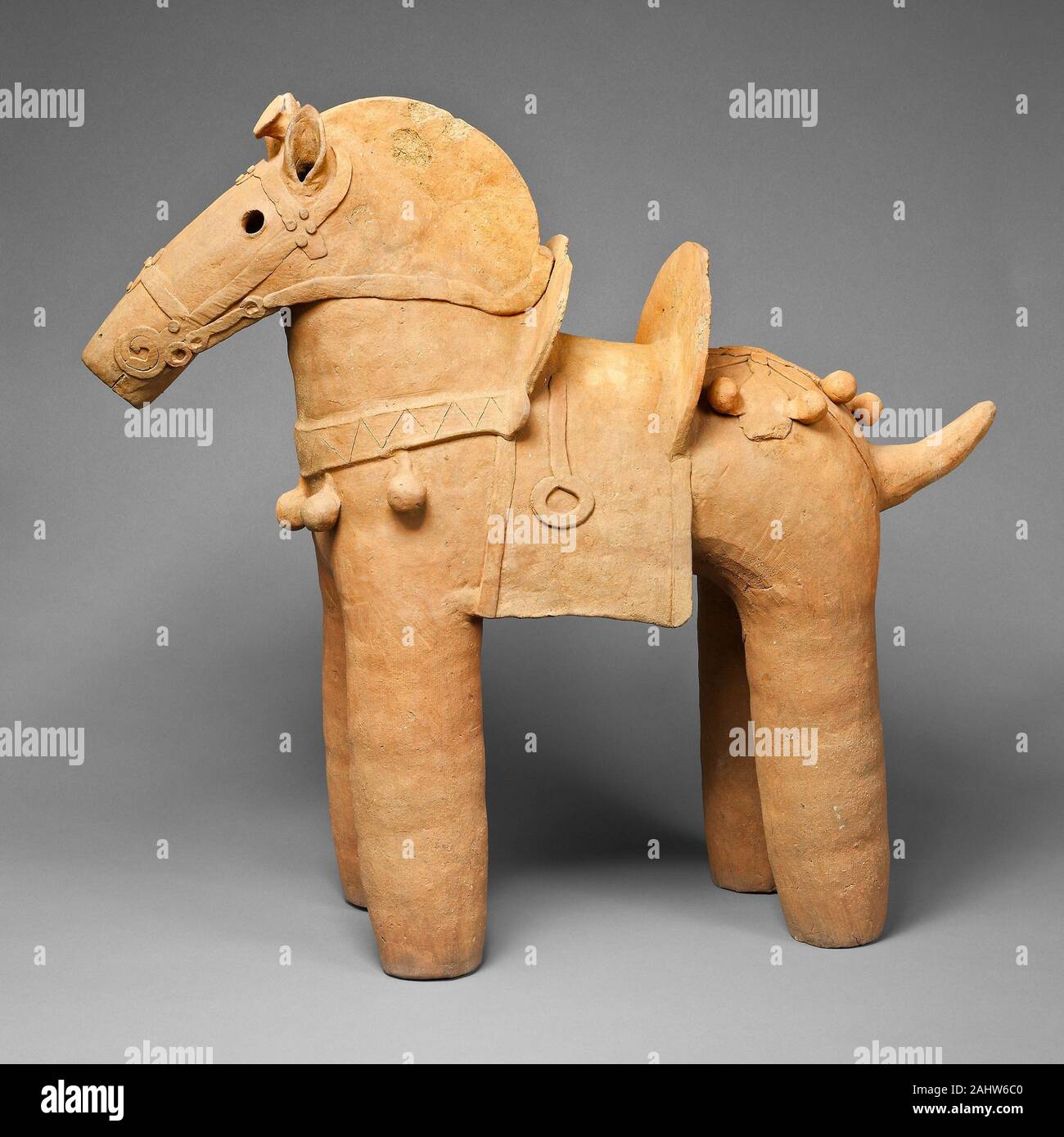 Haniwa hi-res stock photography and images - Alamy