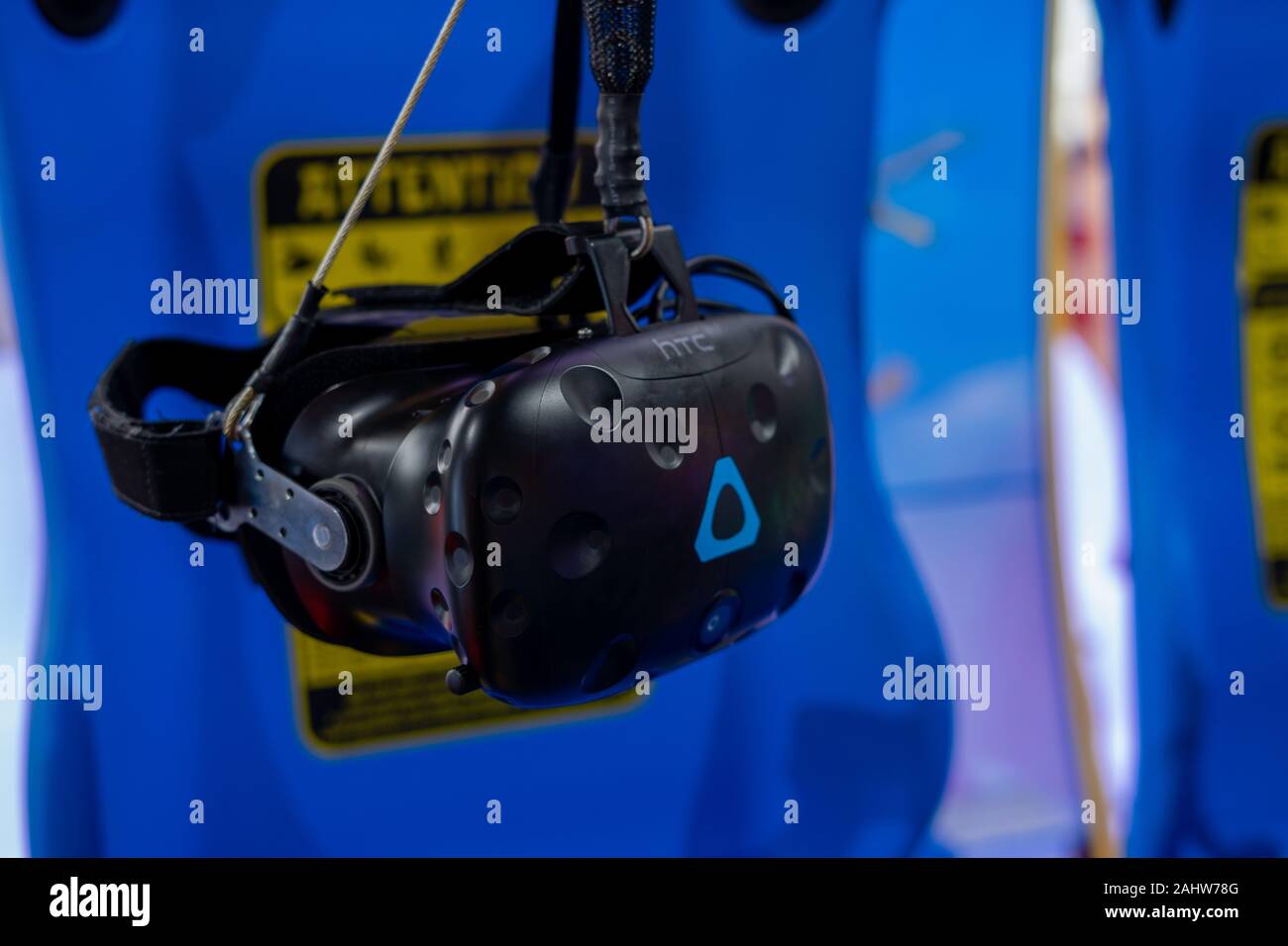 Vr headsets hi-res stock photography and images - Alamy