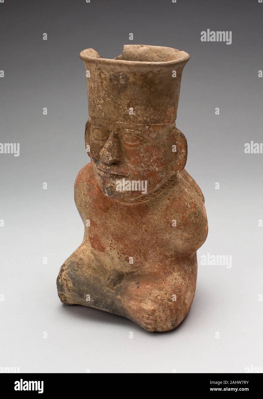 Moche jar hi-res stock photography and images - Alamy