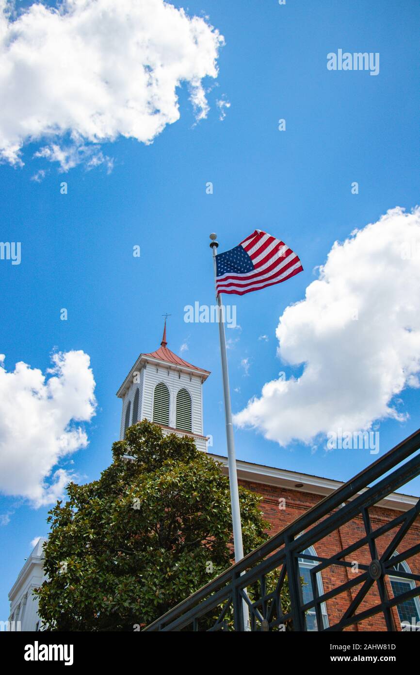 American flag church memorial hi-res stock photography and images - Alamy