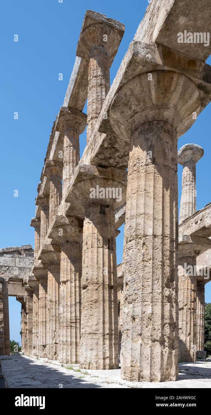 Order of columns hi-res stock photography and images - Alamy