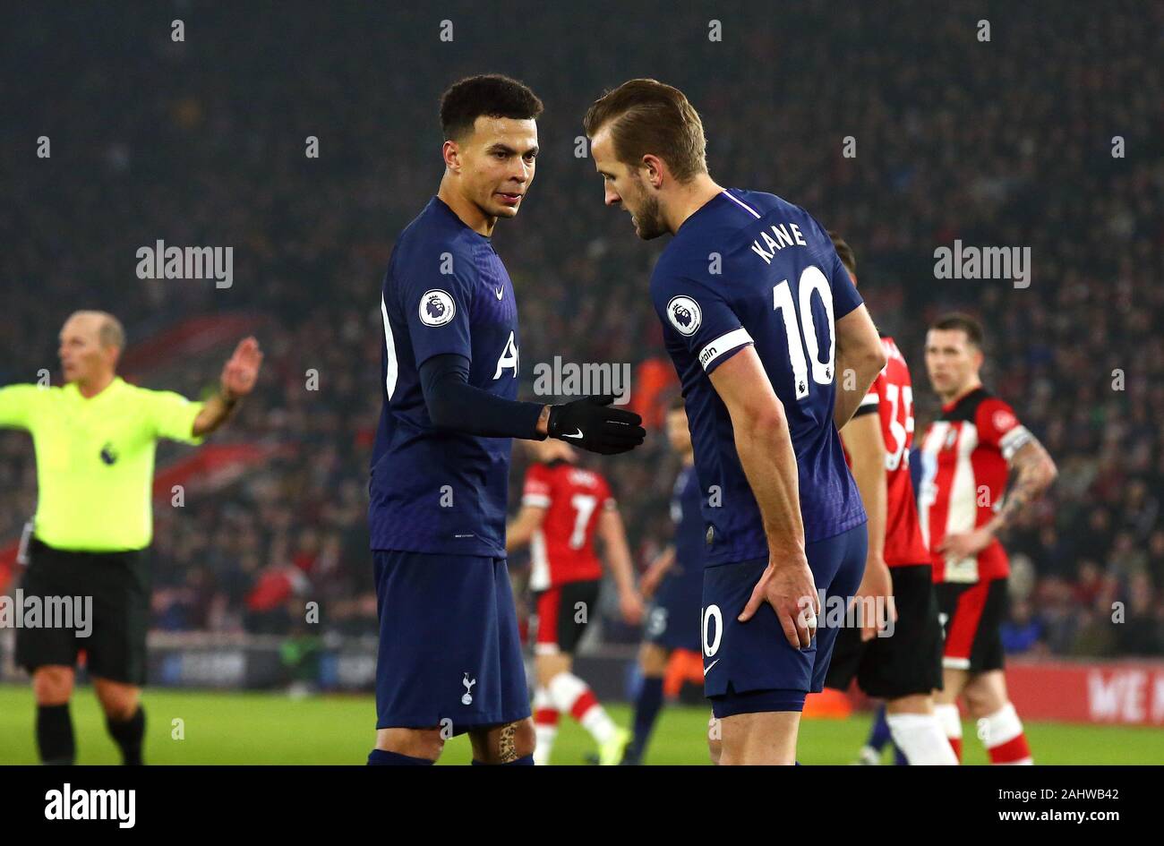 Tottenham hotspurs bench hi-res stock photography and images - Alamy