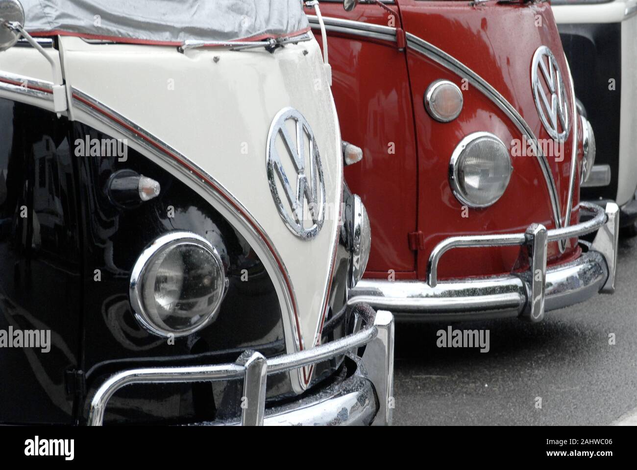 Vw combi hi-res stock photography and images - Alamy