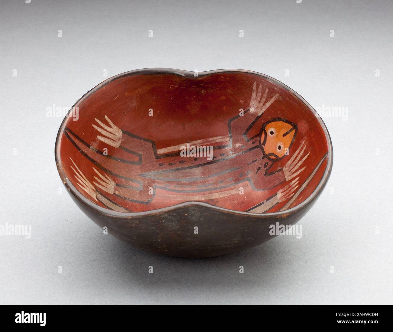 Nazca. Small Inset Side Bowl Depicting a Pair of Lizards in the ...