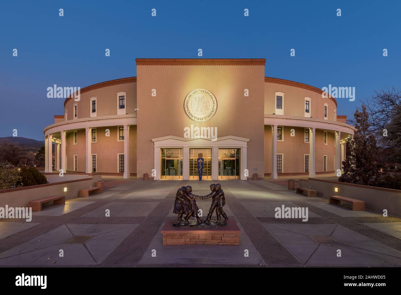 New mexico state capital building hi-res stock photography and images ...