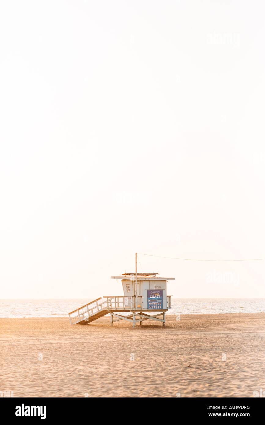 Lifeguard stand on the beach in Venice Beach, Los Angeles, California ...