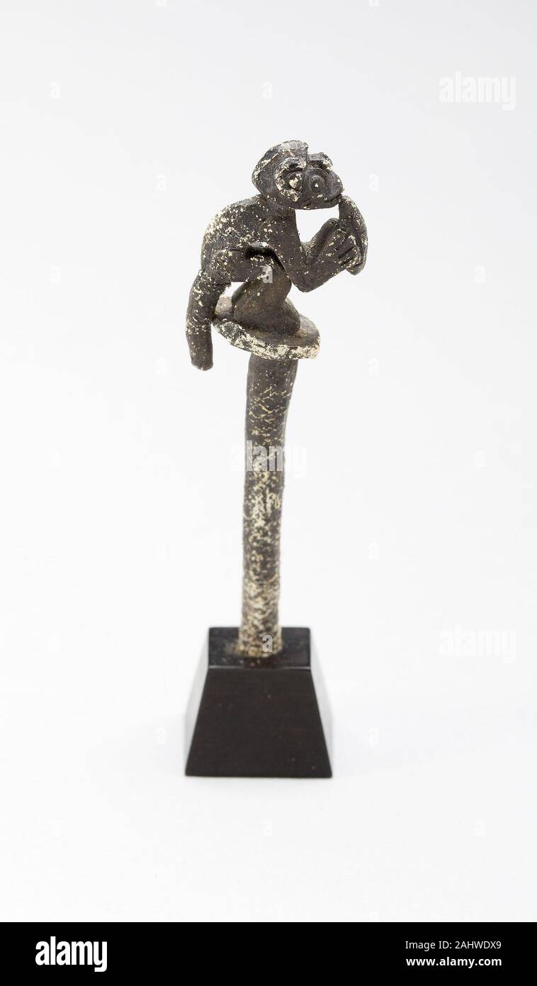 Monkey bottom hi-res stock photography and images - Alamy