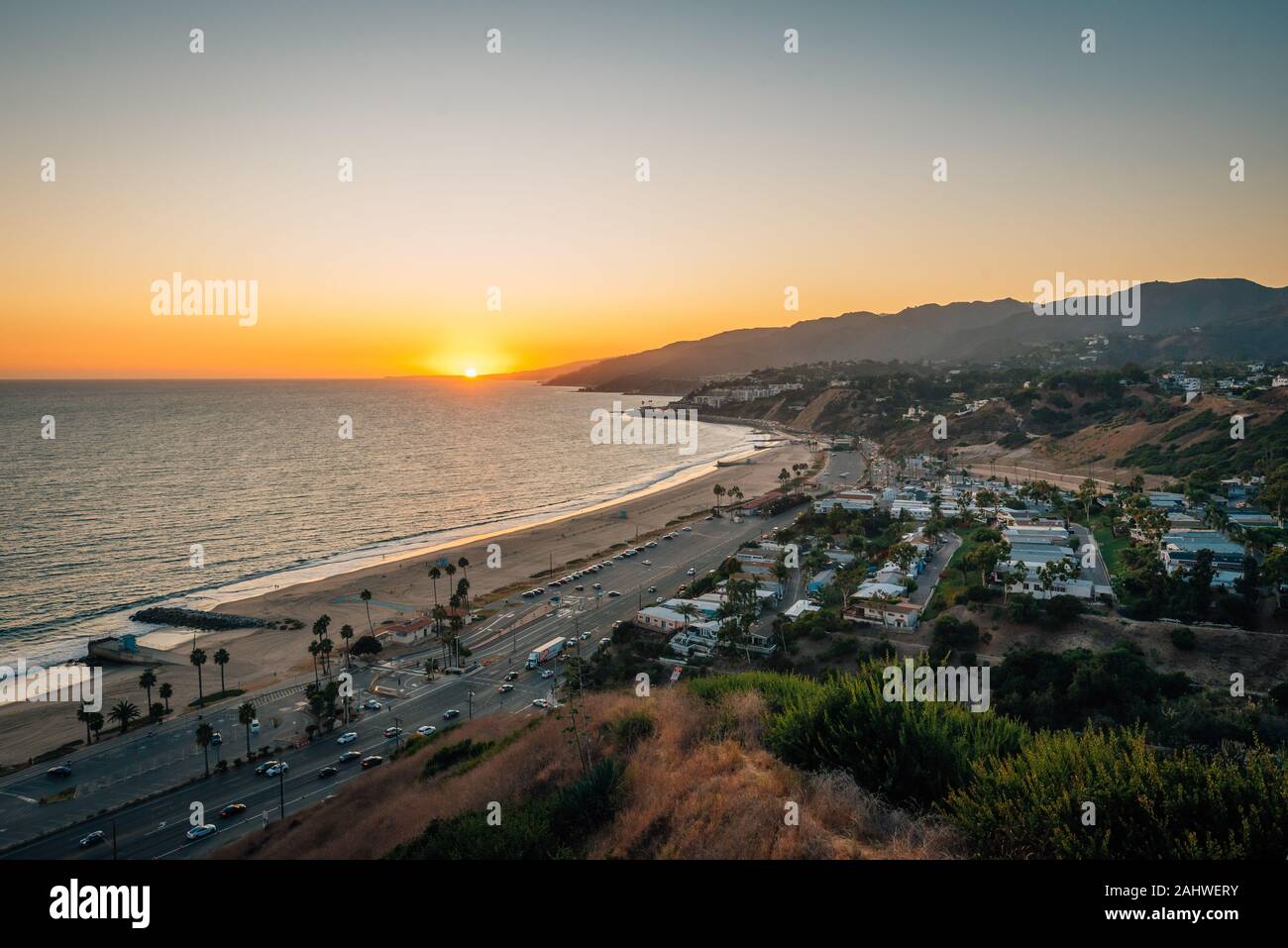 Sunset view in Pacific Palisades, California Stock Photo - Alamy