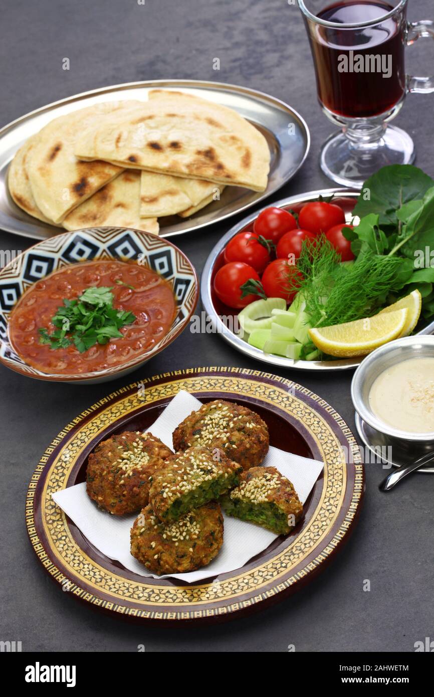 Egyptian food hi-res stock photography and images - Alamy