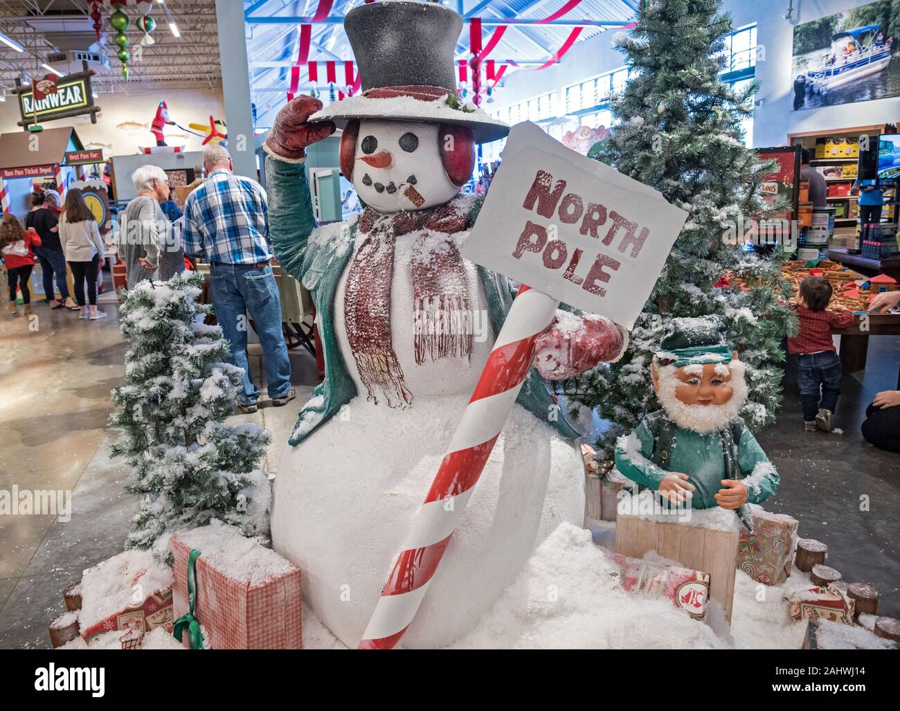 Creative store display hi-res stock photography and images - Alamy