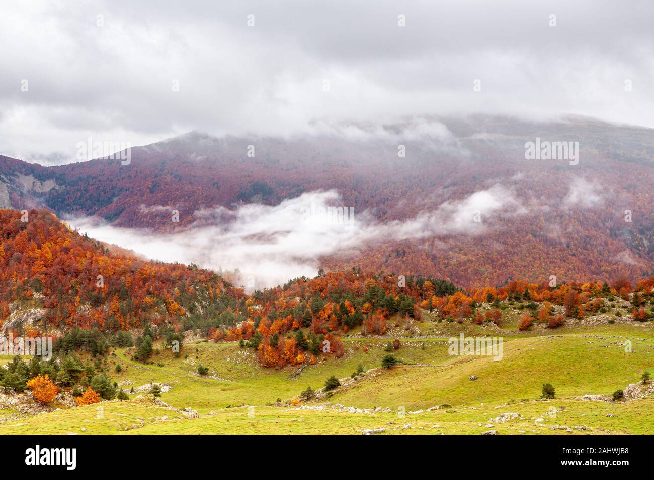 Valle del roncal hi-res stock photography and images - Alamy