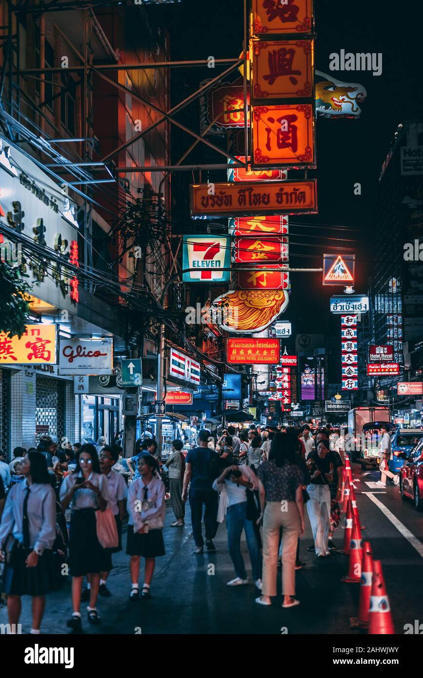Neons signs at night in Chinatown, Bangkok, Thailand Stock Photo - Alamy
