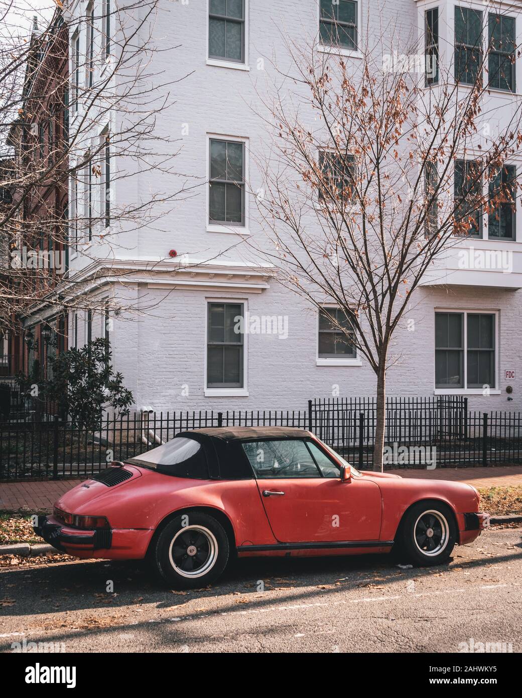Old red Porsche in Capitol Hill, Washington, DC Stock Photo - Alamy