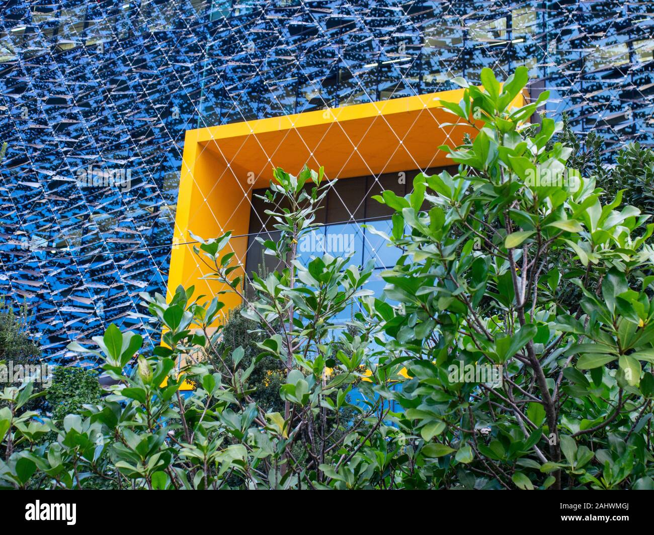 Modern architecture detail exterior hi-res stock photography and images ...