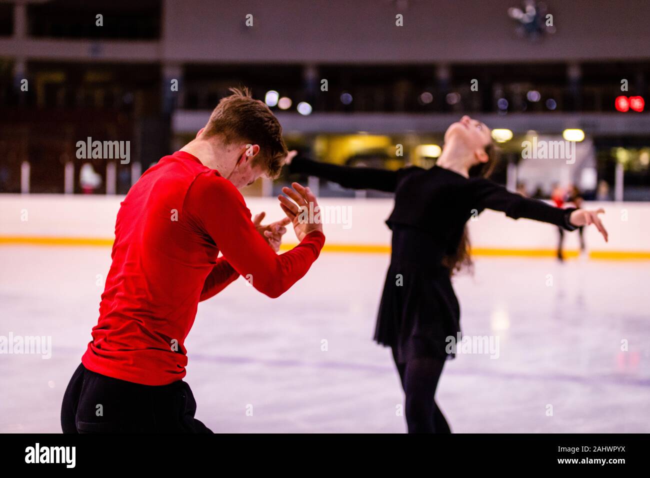 Girl skating indoor hi-res stock photography and images - Alamy