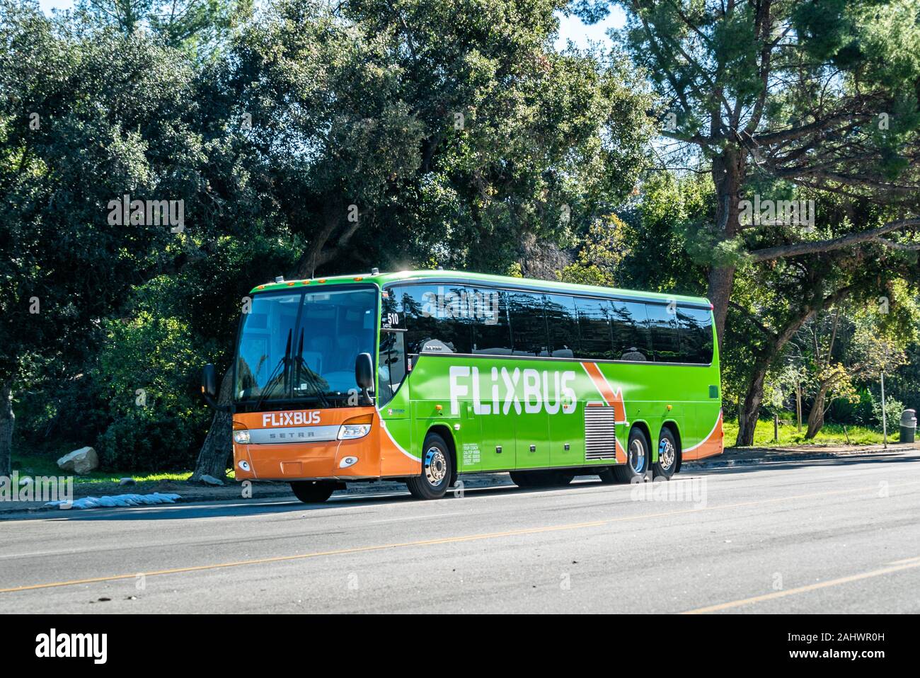 FlixBus green Passenger Bus, Los Angeles California. Intercity travel ...