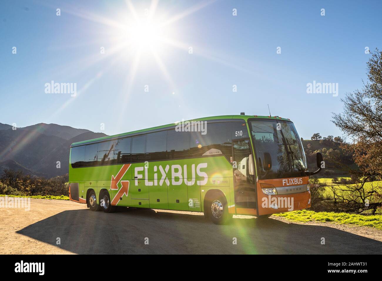 FlixBus green Passenger Bus, Los Angeles California. Intercity travel ...