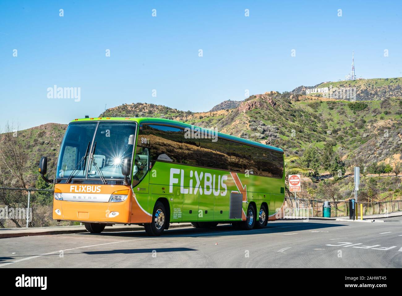 FlixBus green Passenger Bus, Los Angeles California. Intercity travel ...