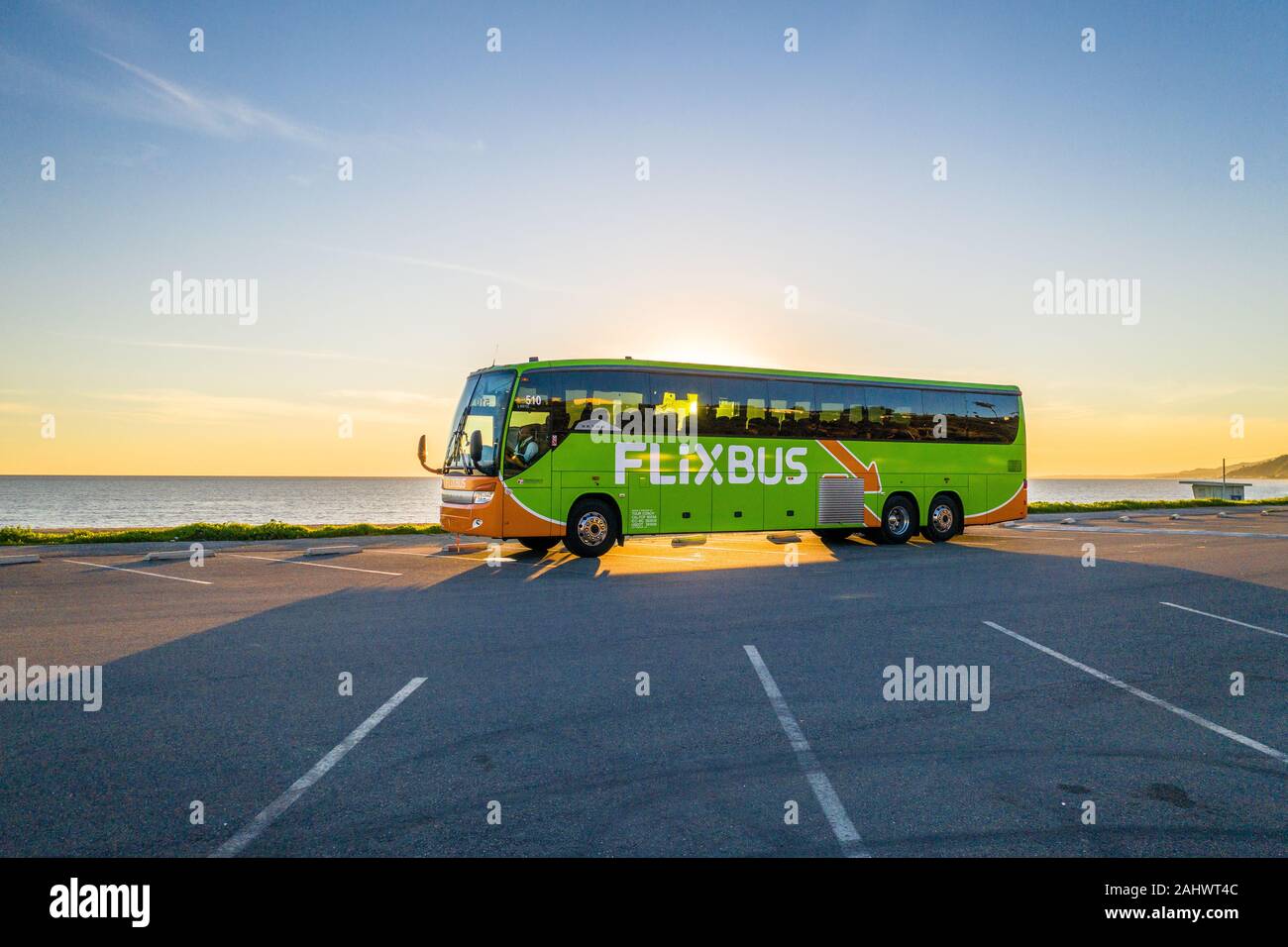 FlixBus green Passenger Bus, Los Angeles California. Intercity travel ...