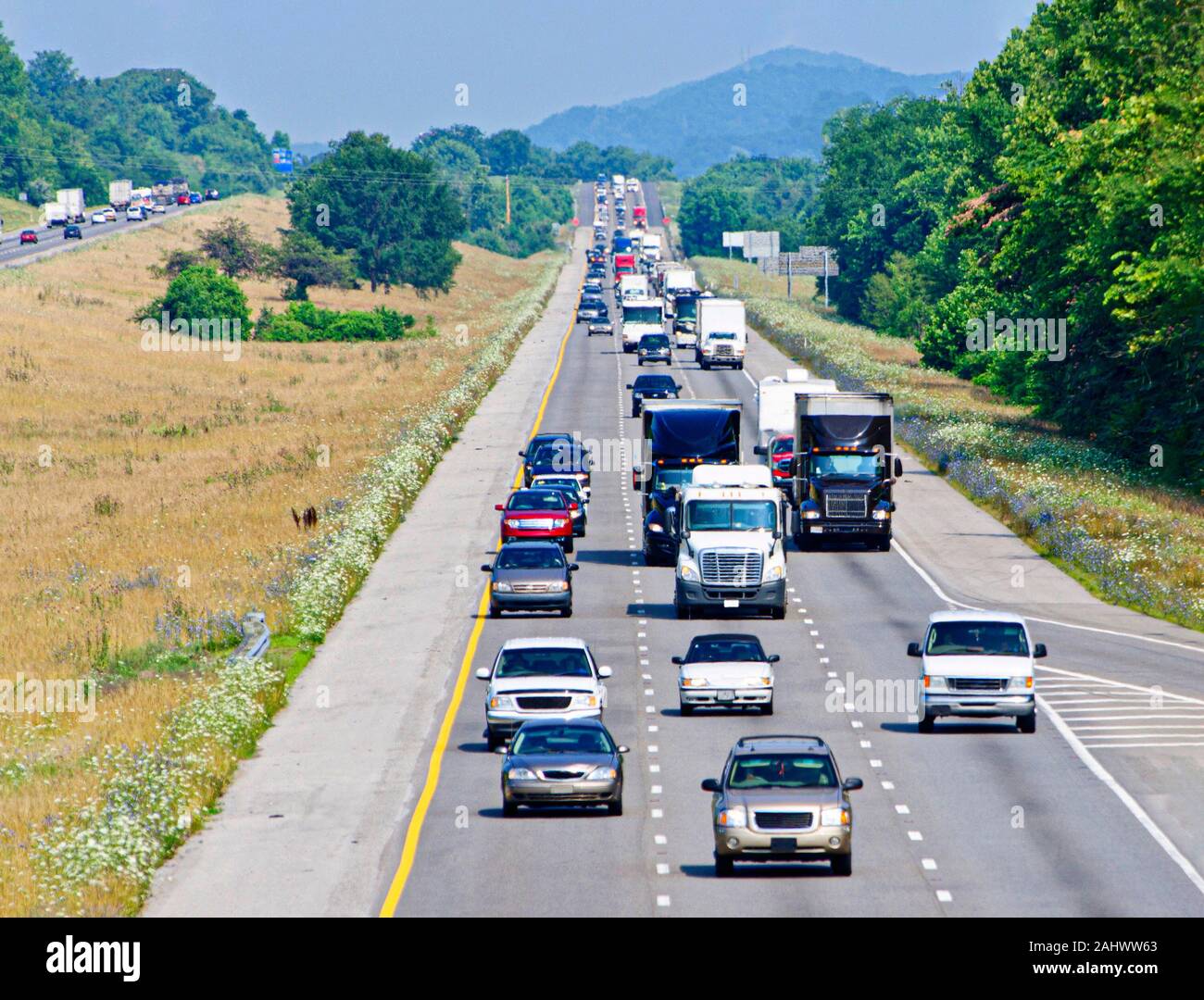 Trucks traffic jam hi-res stock photography and images - Alamy