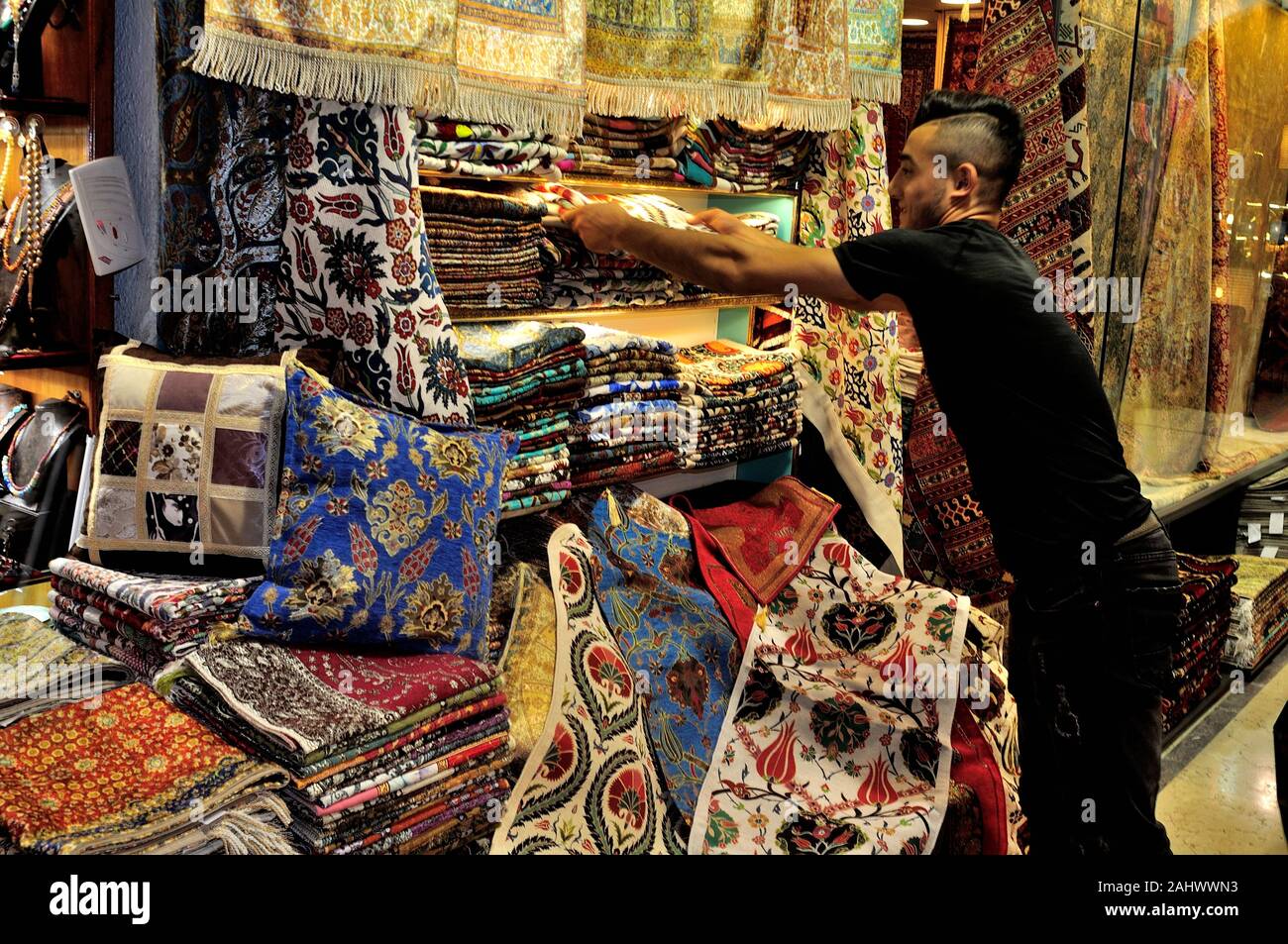 Typical silk embroidery - Grand Bazaar in ISTAMBUL - Bosphorus Strait ...
