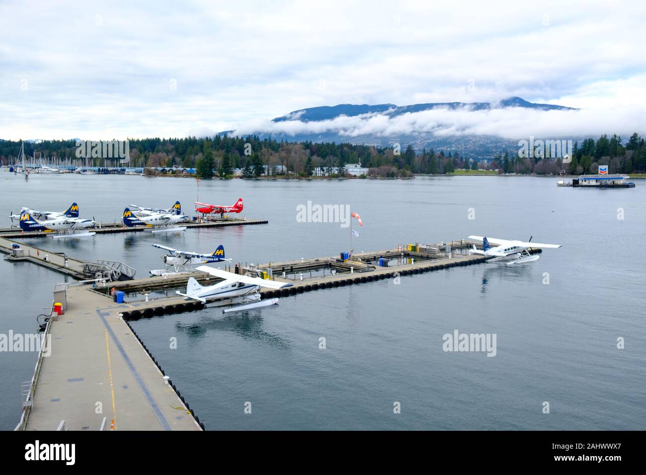 Seaplanes in Vancouver harbour, British Columbia, Canada Stock Photo ...
