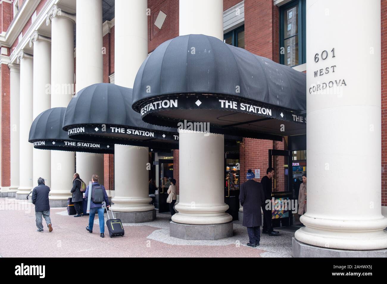 Vancouver waterfront station hi-res stock photography and images - Alamy