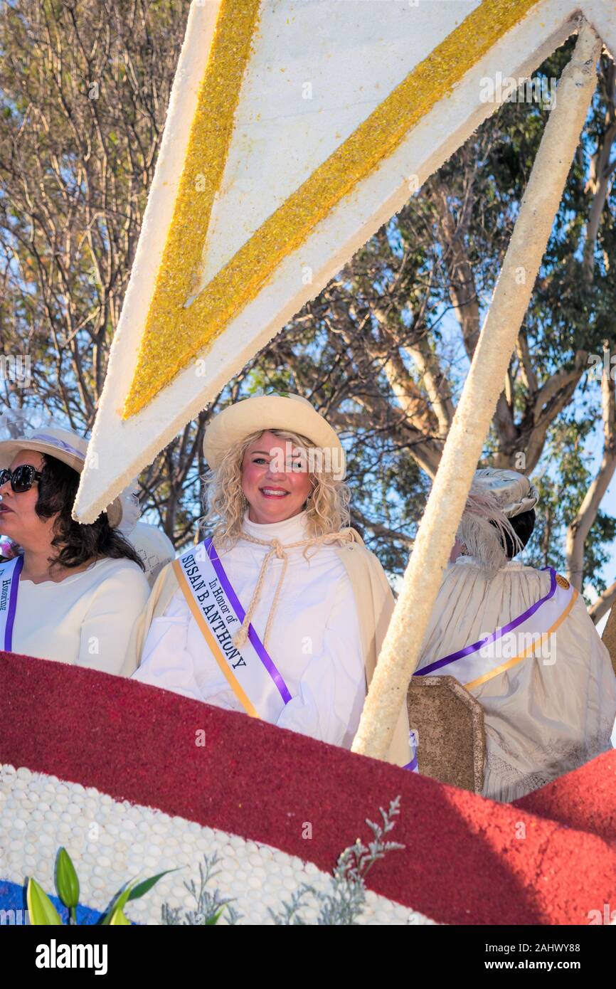 Gold sash suffrage movement hi-res stock photography and images - Alamy