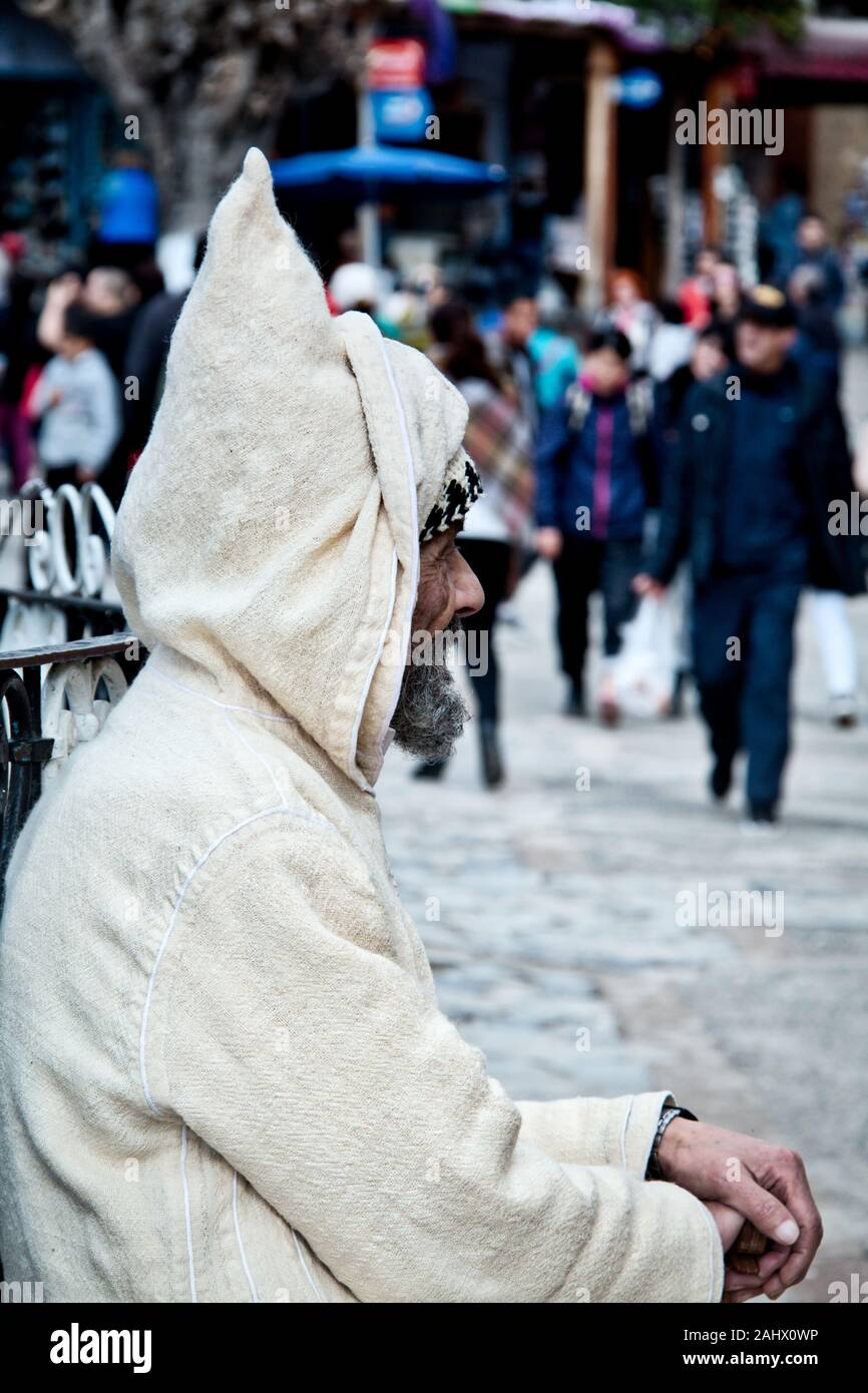 Moroccan attire hi-res stock photography and images - Alamy