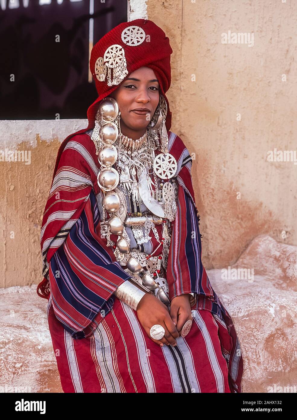 Dubai Arab folklore and history with a visiting lady from Tunis ...