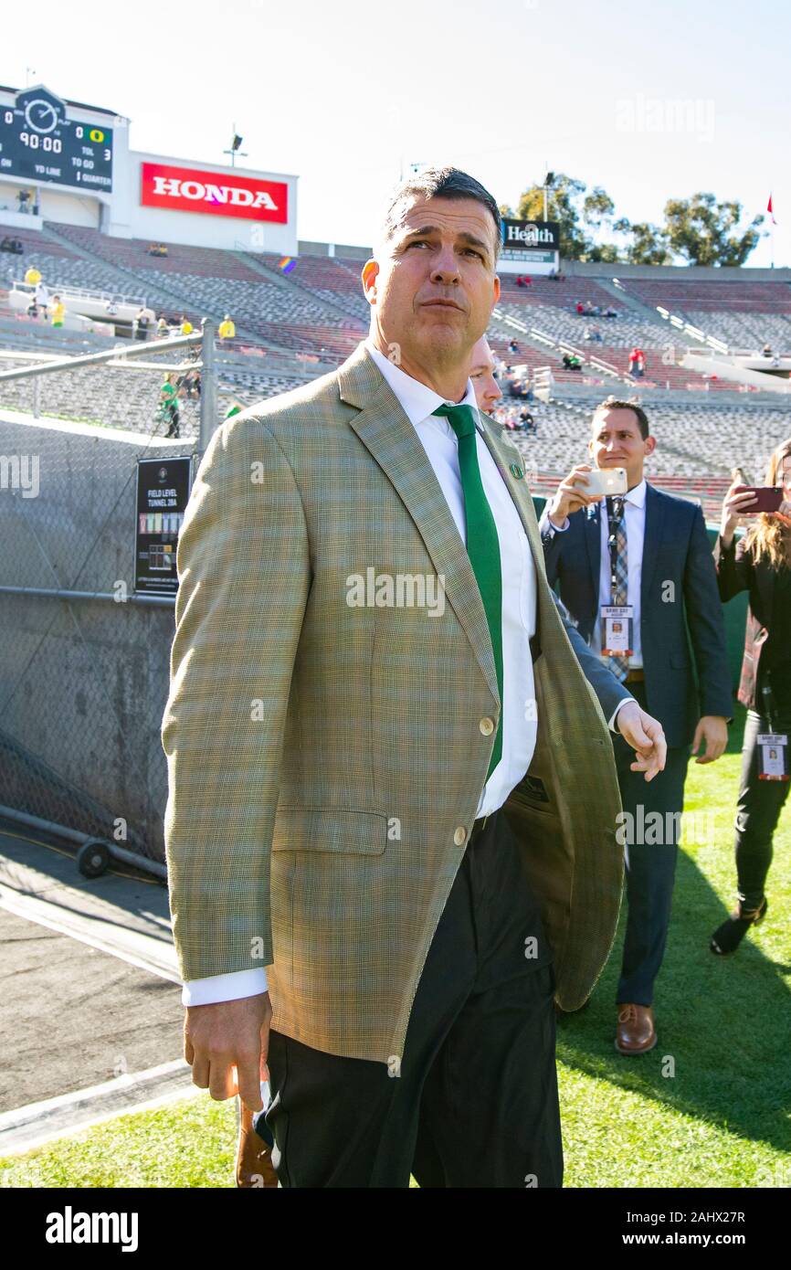 January 01, 2020 - Pasadena, CA, USA : Oregon Ducks head coach Mario ...