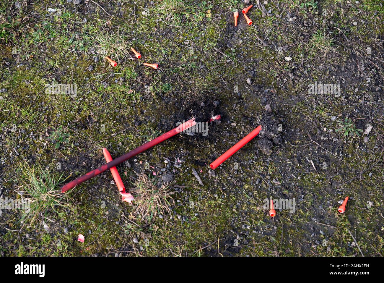 Exploded fireworks hi-res stock photography and images - Alamy