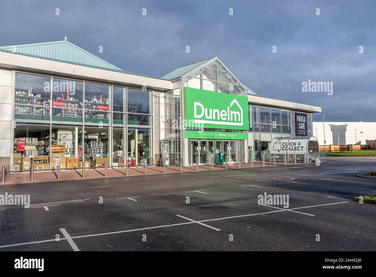 CHESTER, UNITED KINGDOM - DECEMBER 25th, 2019: Dunelm home store shop ...