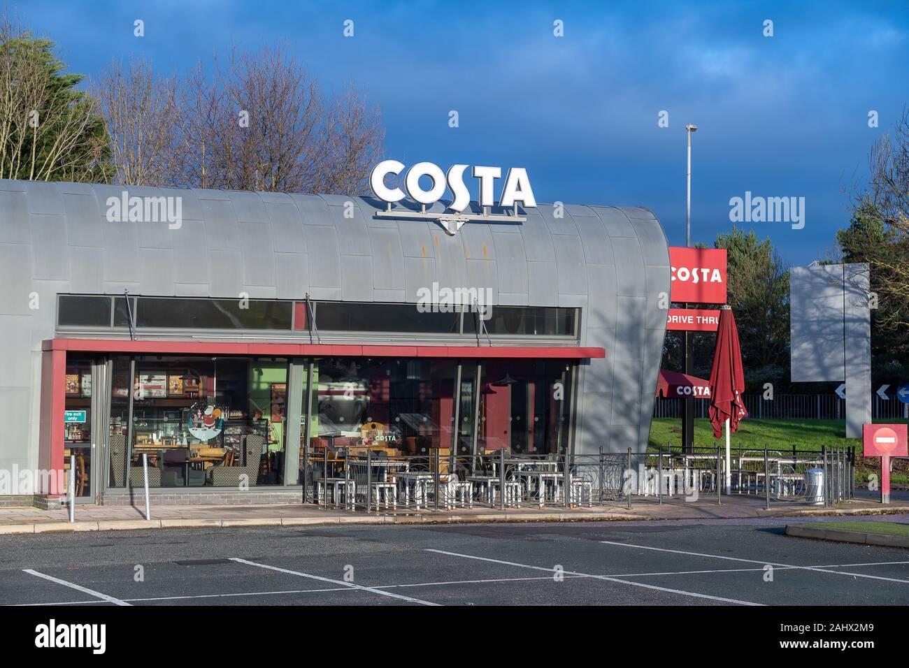 Costa coffee cafe hi-res stock photography and images - Alamy