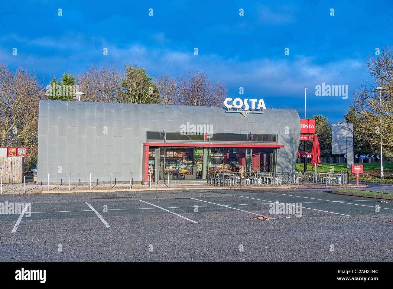 Costa store coffee window hi-res stock photography and images - Alamy