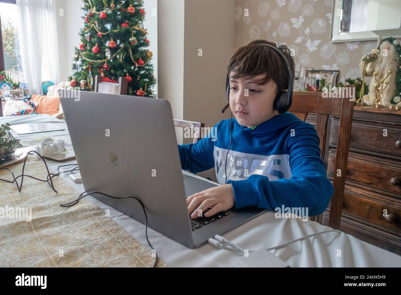 Boy computer study table hi-res stock photography and images - Alamy