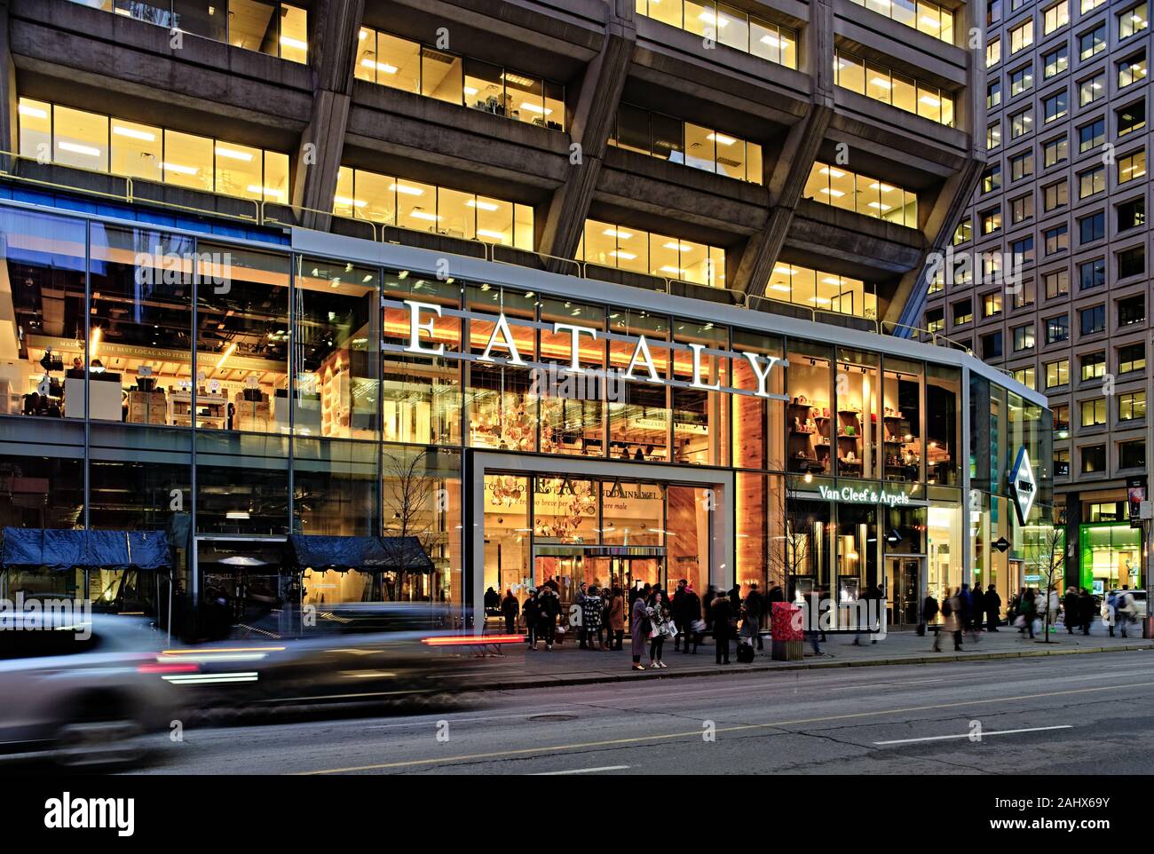 Eataly food concept hi-res stock photography and images - Alamy