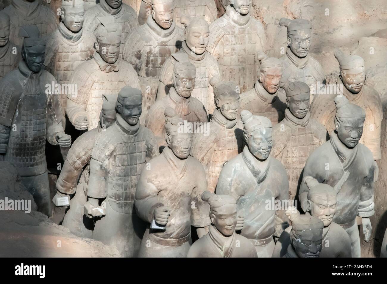Terracotta warriors, Pit 1, with traces of original paint, Lishan, Xian ...