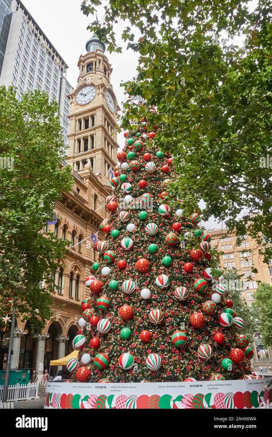 Christmas tree in Martin Place pedestrian mall, Sydney Australia. 2019 ...