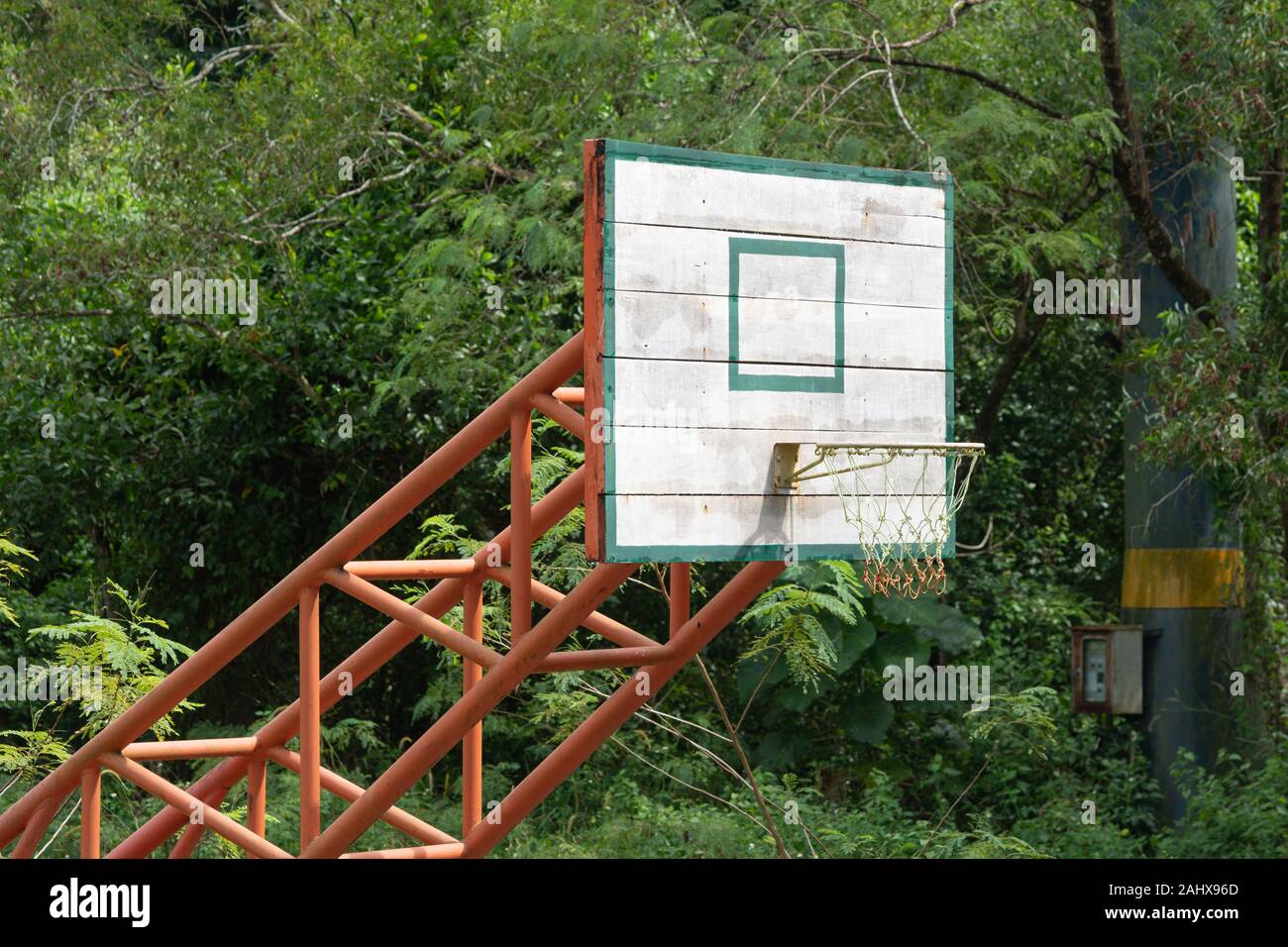 Old wooden basketball hoop Stock Photo - Alamy