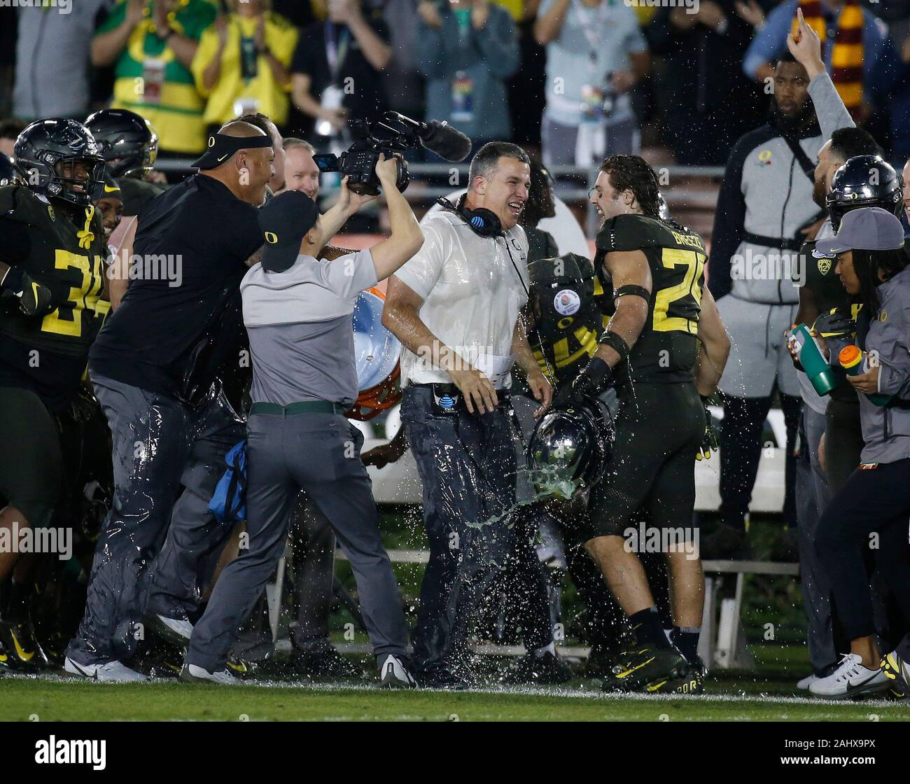 Pasadena, California, USA. 01st Jan, 2020. Oregon Ducks head coach ...