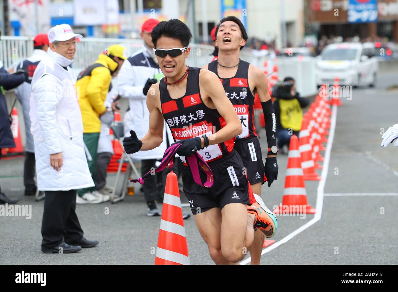 Kanagawa, Japan. 2nd Jan, 2020. (L-R) Yuto Aoki, Hidekazu Hijikata () Ekiden : The 96th Hakone ...